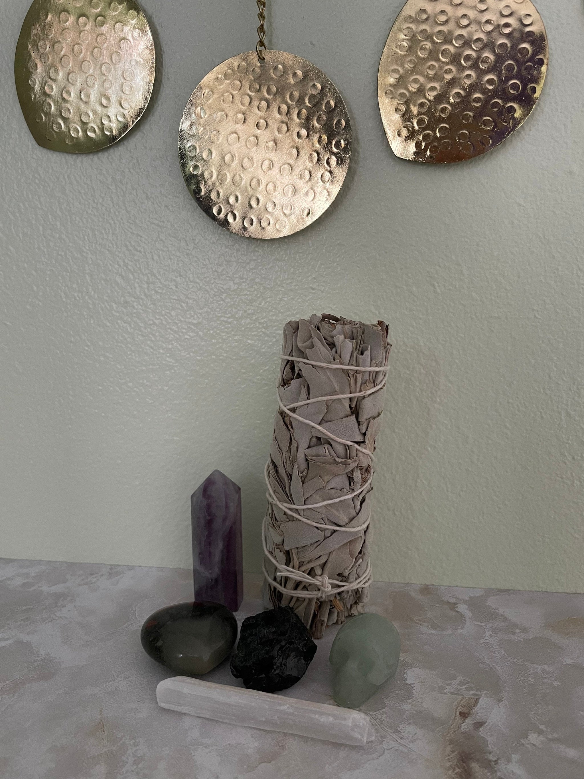 Halloween crystals set special includes five unique crystals plus whit ...